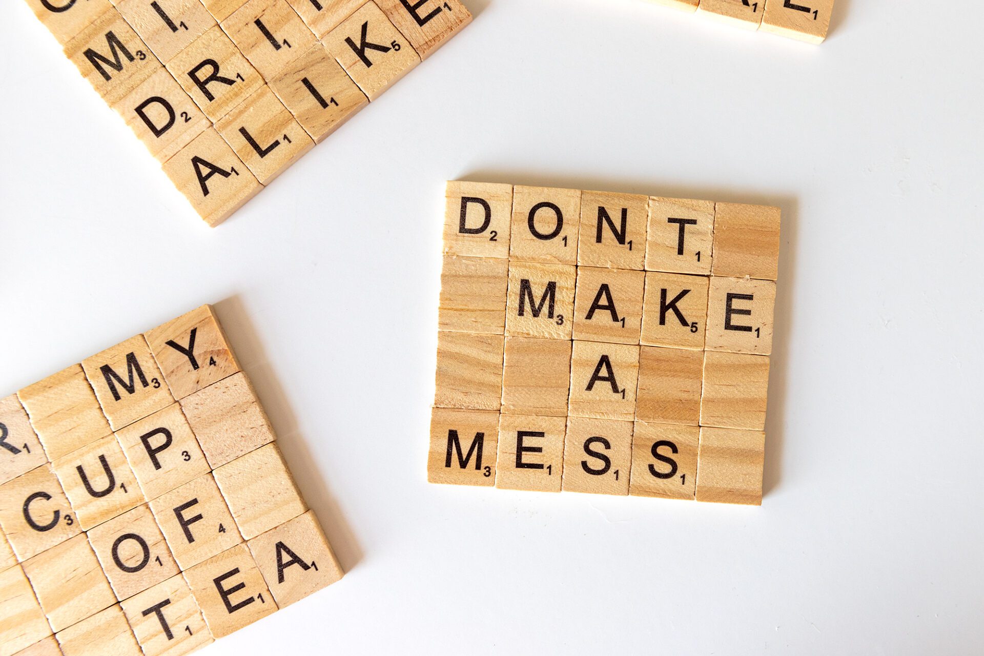 How to Make a Scrabble Tile Coaster - The Super Mom Life
