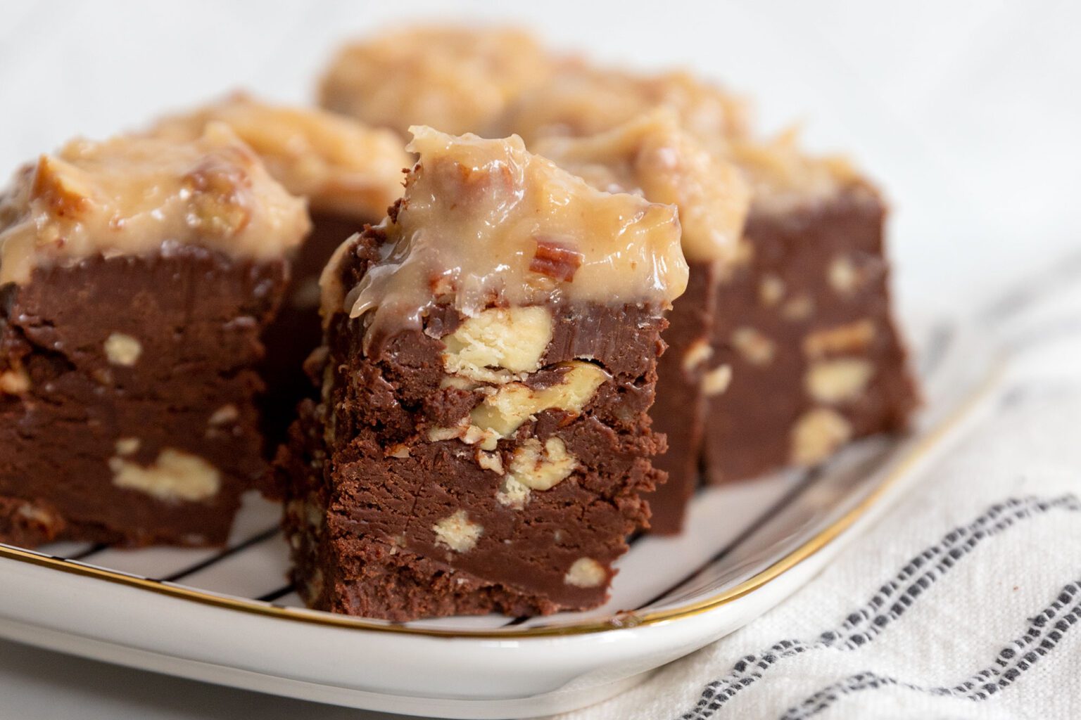 German Chocolate Cake Fudge - The Super Mom Life