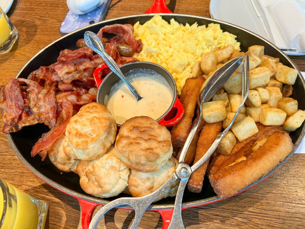 LEGOLAND Florida Hotel Restaurants - The Super Mom Life