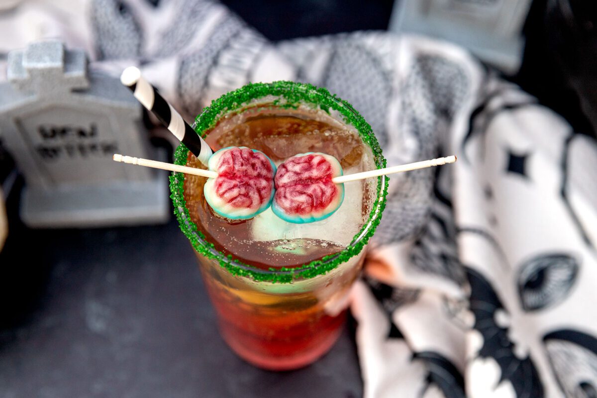 Candy Apple Mocktail - The Super Mom Life