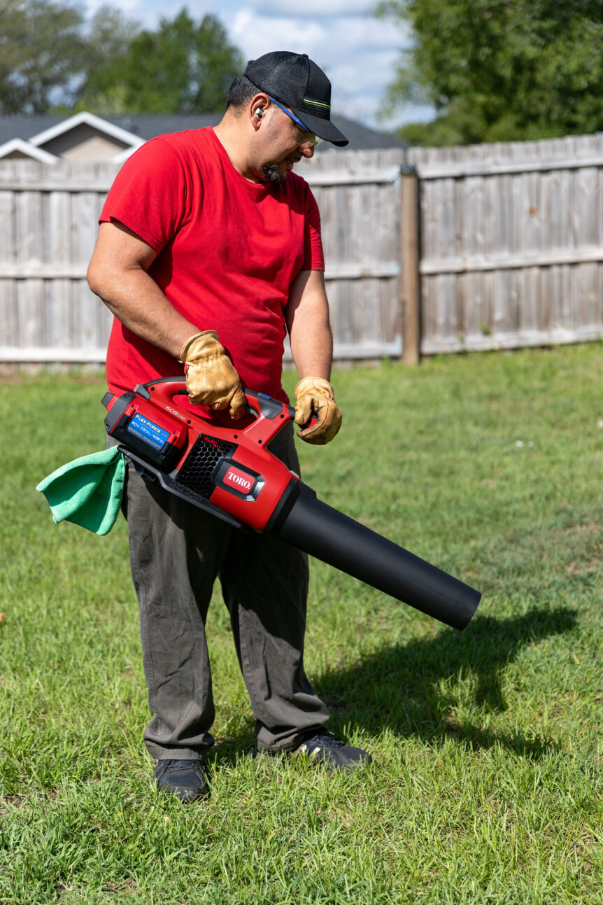 Enter the Toro Summer of Stripes Giveaway - The Super Mom Life